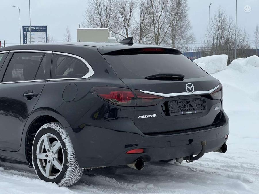 Black Mazda 6 2015 in Taurage, with an engine capacity of 2.19 L and mileage of 304 thousand km for 5999 €, photo 9 on AUTOMOTO.COM.LV