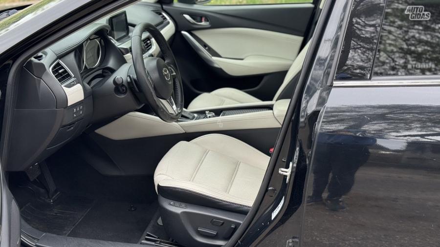 Melns Mazda 6 2015 Kupiškis, ar dzinēja tilpumu 2.20 L un nobraukumu 253 tūkst. km par 5500 €, foto 10 vietnē AUTOMOTO.COM.LV