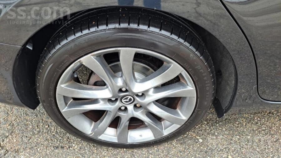 Melns Mazda 6 2015 Rīga, ar dzinēja tilpumu 2.20 L un nobraukumu 194 tūkst. km par 10450 €, foto 5 vietnē AUTOMOTO.COM.LV