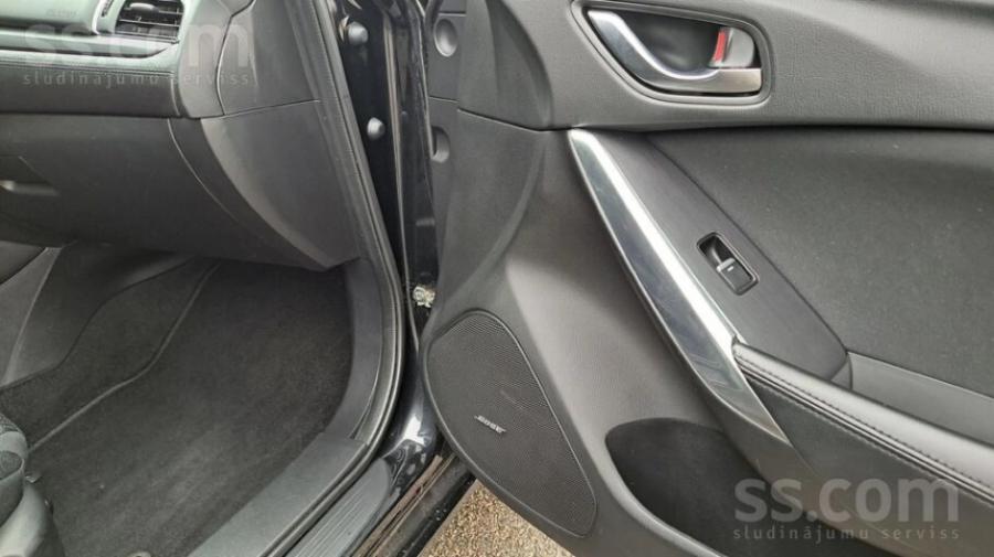 Melns Mazda 6 2015 Rīga, ar dzinēja tilpumu 2.20 L un nobraukumu 194 tūkst. km par 10450 €, foto 21 vietnē AUTOMOTO.COM.LV