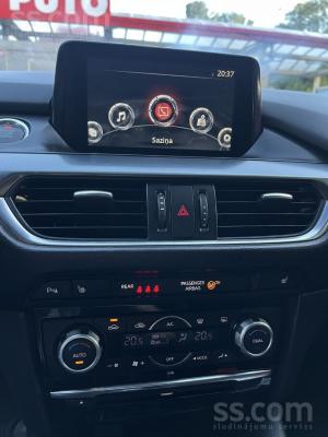Black Mazda 6 2015 in Riga, with an engine capacity of 2.20 L and mileage of 167 thousand km for 7250 €, photo 11 on AUTOMOTO.COM.LV