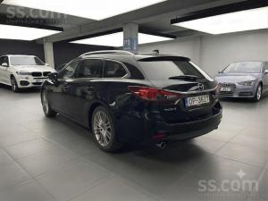 Black Mazda 6 2015 in Jelgava, with an engine capacity of 2.20 L and mileage of 201 thousand km for 6900 €, photo 3 on AUTOMOTO.COM.LV