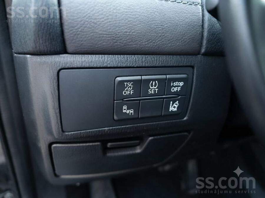 Black Mazda 6 2015 in Jelgava, with an engine capacity of 2.20 L and mileage of 201 thousand km for 6900 €, photo 9 on AUTOMOTO.COM.LV