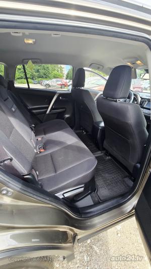 Melns Mazda 6 2015 Tallina, ar dzinēja tilpumu 2.20 L un nobraukumu 216 tūkst. km par 8500 €, foto 7 vietnē AUTOMOTO.COM.LV