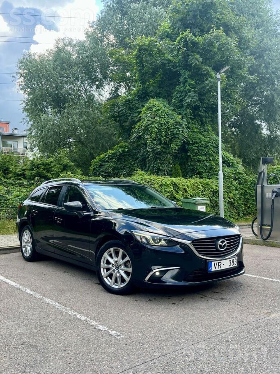 Black Mazda 6 2015 in Riga, with an engine capacity of 2.20 L and mileage of 168 thousand km for 5600 €, photo 4 on AUTOMOTO.COM.LV