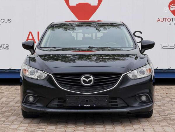Black Mazda 6 2015 in Taurage, with an engine capacity of 2.18 L and mileage of 304 thousand km for 5200 €, photo 3 on AUTOMOTO.COM.LV