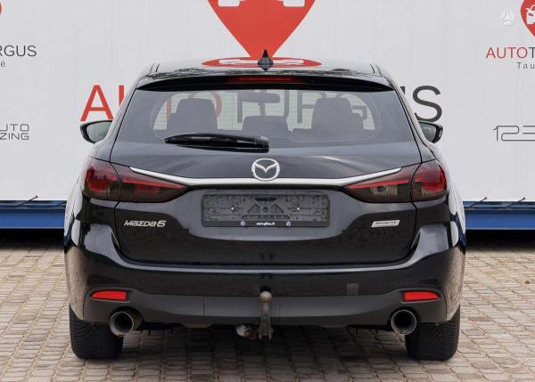 Black Mazda 6 2015 in Taurage, with an engine capacity of 2.18 L and mileage of 304 thousand km for 5200 €, photo 8 on AUTOMOTO.COM.LV