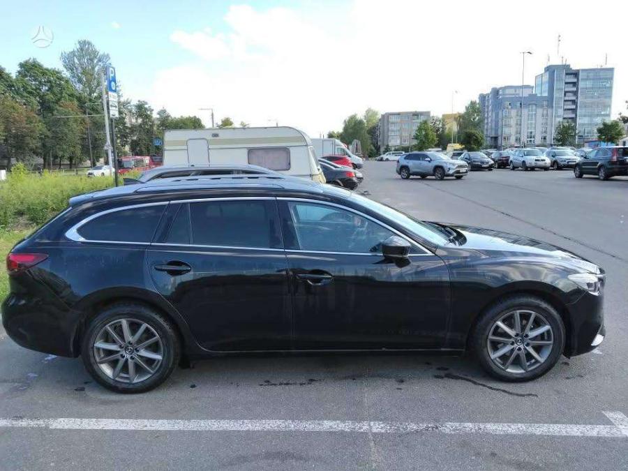 Black Mazda 6 2016 in Vilnius, with an engine capacity of 2.19 L and mileage of 198 thousand km for 7100 €, photo 5 on AUTOMOTO.COM.LV