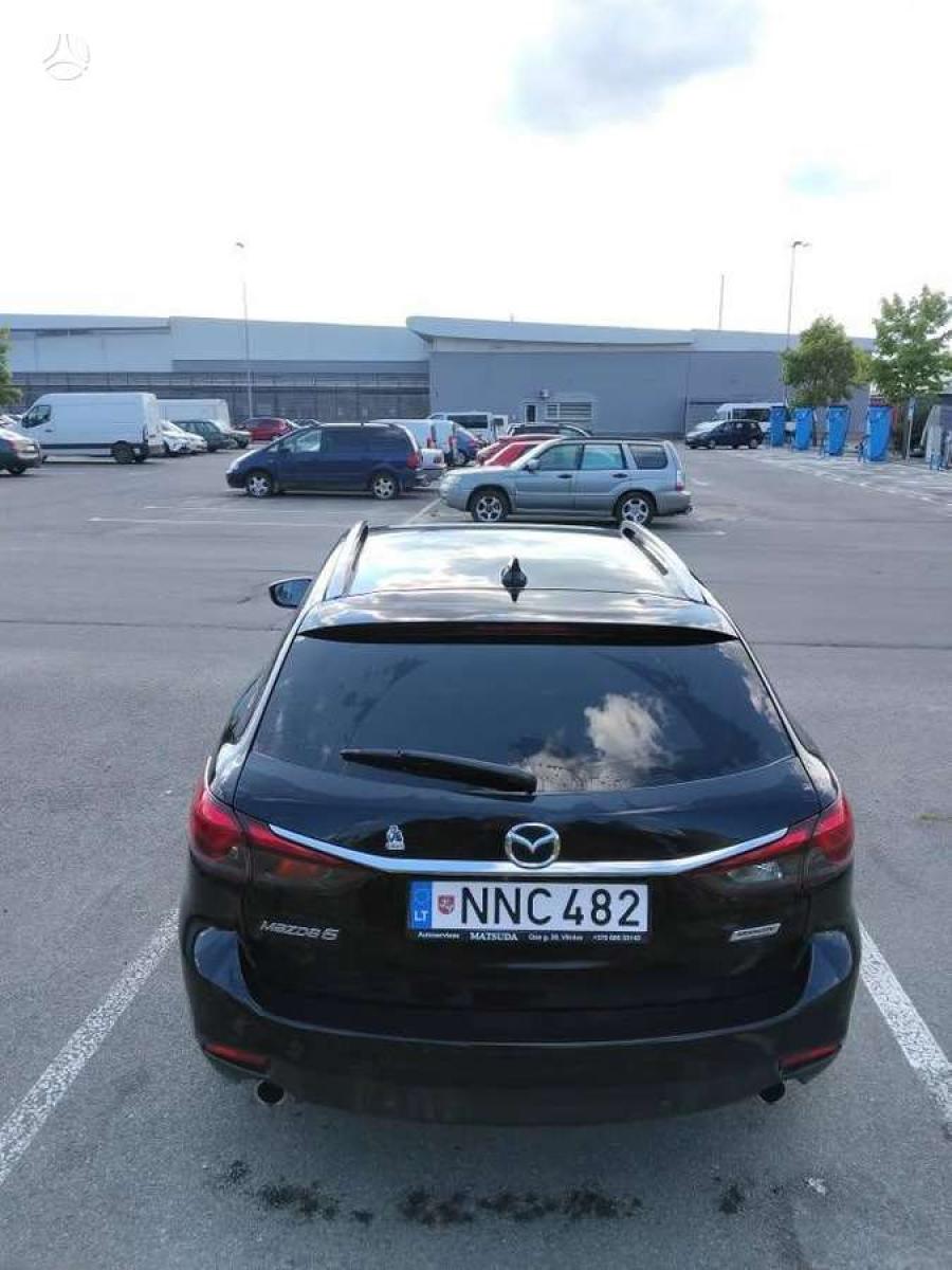 Black Mazda 6 2016 in Vilnius, with an engine capacity of 2.19 L and mileage of 198 thousand km for 7100 €, photo 8 on AUTOMOTO.COM.LV