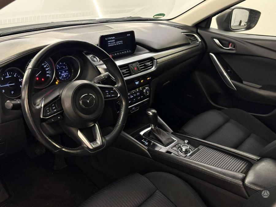 Melns Mazda 6 2017 Marijampole, ar dzinēja tilpumu 2.19 L un nobraukumu 190 tūkst. km par 8999 €, foto 2 vietnē AUTOMOTO.COM.LV
