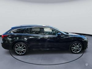 Black Mazda 6 2017 in Marijampole, with an engine capacity of 2.49 L and mileage of 221 thousand km for 10700 €, photo 5 on AUTOMOTO.COM.LV