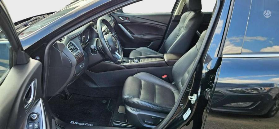 Black Mazda 6 2017 in Marijampole, with an engine capacity of 2.49 L and mileage of 221 thousand km for 10700 €, photo 11 on AUTOMOTO.COM.LV
