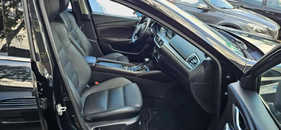 Black Mazda 6 2017 in Marijampole, with an engine capacity of 2.49 L and mileage of 221 thousand km for 10700 €, photo 12 on AUTOMOTO.COM.LV