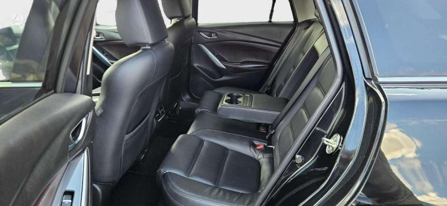 Black Mazda 6 2017 in Marijampole, with an engine capacity of 2.49 L and mileage of 221 thousand km for 10700 €, photo 13 on AUTOMOTO.COM.LV