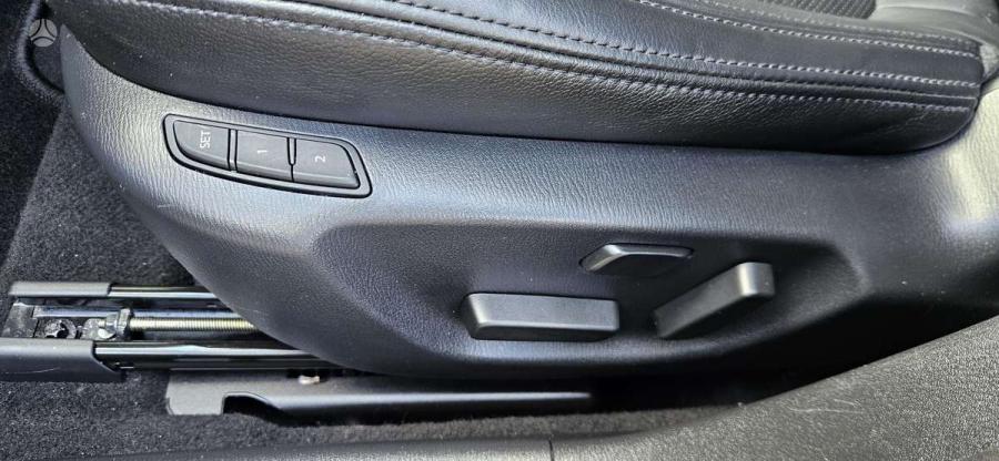 Black Mazda 6 2017 in Marijampole, with an engine capacity of 2.49 L and mileage of 221 thousand km for 10700 €, photo 20 on AUTOMOTO.COM.LV