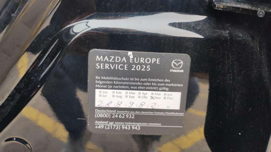 Black Mazda 6 2019 in Vilnius, with an engine capacity of 2.19 L and mileage of 314 thousand km for 7900 €, photo 14 on AUTOMOTO.COM.LV