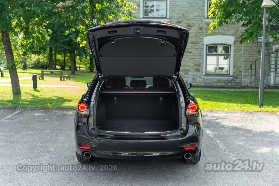 Black Mazda 6 2023 in Tallinn, with an engine capacity of 2.50 L and mileage of 35 thousand km for 28390 €, photo 12 on AUTOMOTO.COM.LV