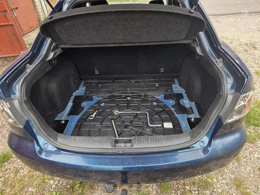 Blue Mazda 6 2007 in Klaipeda, with an engine capacity of 2.00 L and mileage of 290 thousand km for 950 €, photo 9 on AUTOMOTO.COM.LV