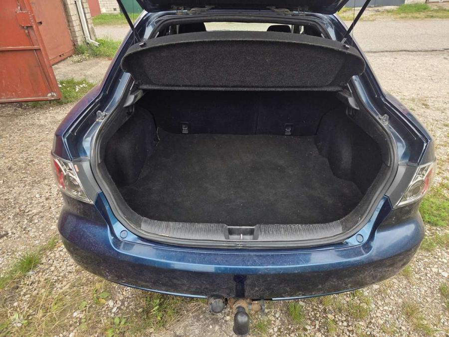 Blue Mazda 6 2007 in Klaipeda, with an engine capacity of 2.00 L and mileage of 290 thousand km for 950 €, photo 10 on AUTOMOTO.COM.LV