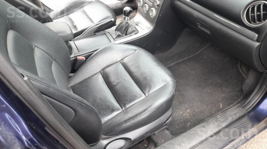 Blue Mazda 6 2003 in Riga, with an engine capacity of 2.20 L and mileage of 299 thousand km for 500 €, photo 13 on AUTOMOTO.COM.LV