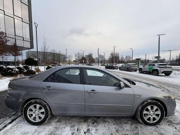 Blue Mazda 6 2007 in Vilnius, with an engine capacity of 2.00 L and mileage of 204 thousand km for 950 €, photo 4 on AUTOMOTO.COM.LV