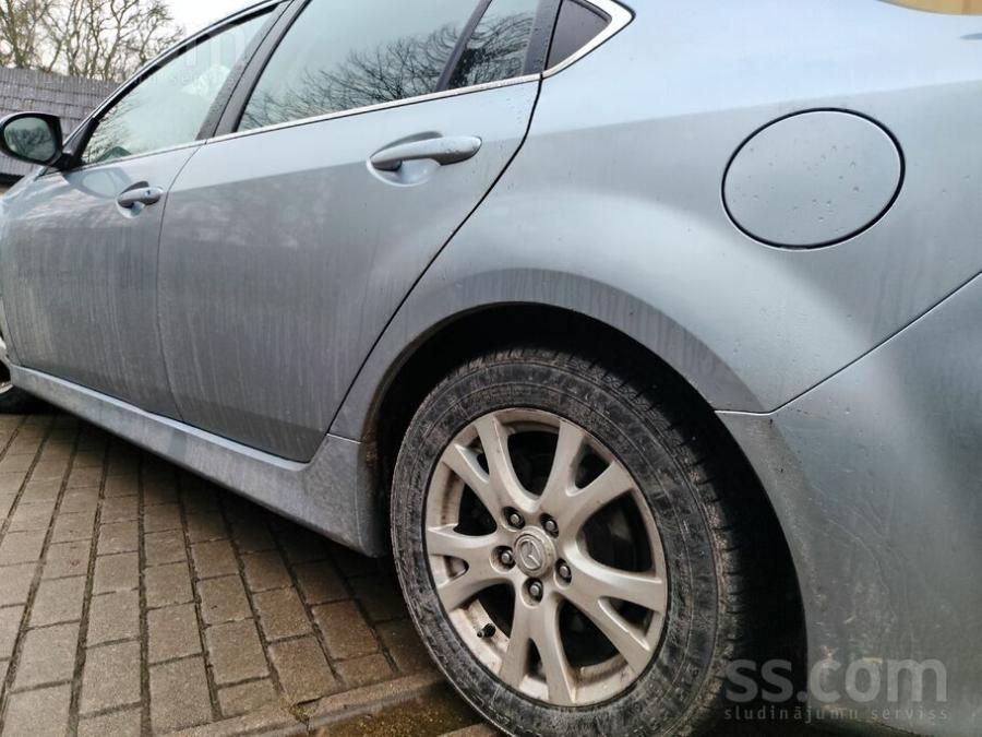 Blue Mazda 6 2011 in Saldus, with an engine capacity of 2.20 L and mileage of 411 thousand km for 1350 €, photo 8 on AUTOMOTO.COM.LV