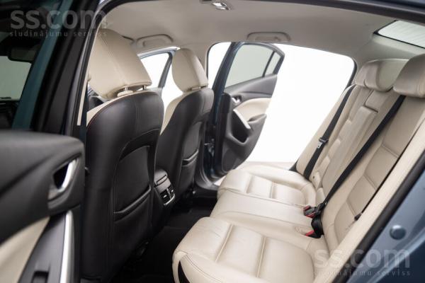 Zils Mazda 6 2013 Rīga, ar dzinēja tilpumu 2.20 L un nobraukumu 239 tūkst. km par 6699 €, foto 8 vietnē AUTOMOTO.COM.LV