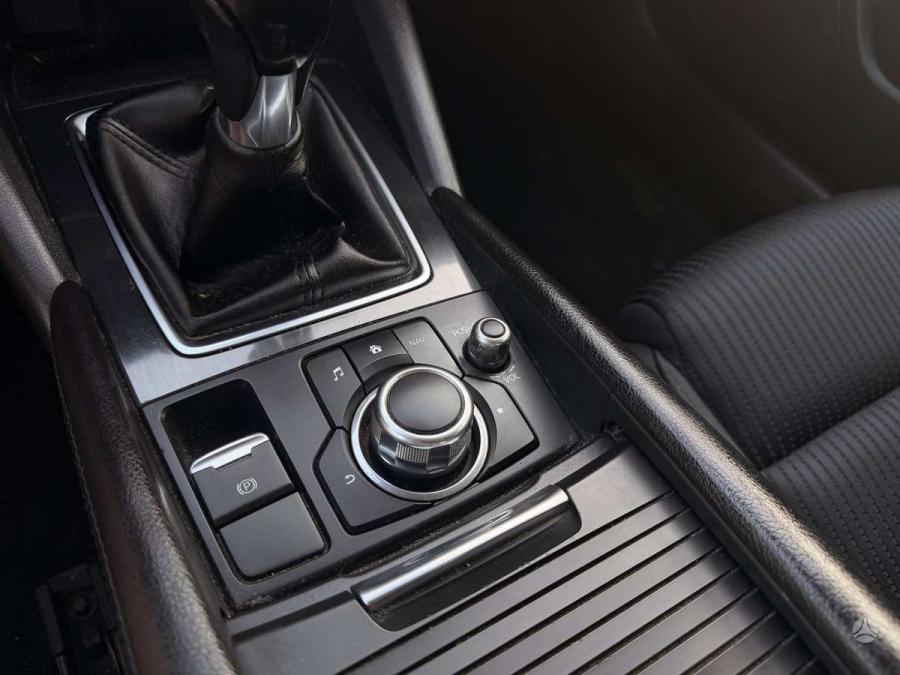 Blue Mazda 6 2016 in Vilnius, with an engine capacity of 2.19 L and mileage of 204 thousand km for 6950 €, photo 25 on AUTOMOTO.COM.LV