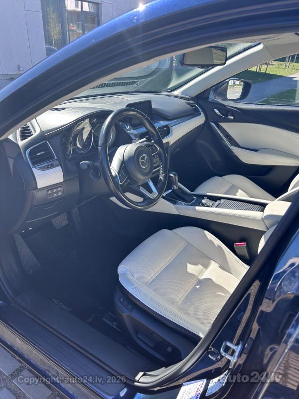Blue Mazda 6 2018 in Tallinn, with an engine capacity of 2.20 L and mileage of 188 thousand km for 16990 €, photo 9 on AUTOMOTO.COM.LV