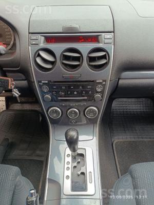 Zils Mazda 6 2006 Rīga, ar dzinēja tilpumu 2.30 L un nobraukumu 272 tūkst. km par 550 €, foto 7 vietnē AUTOMOTO.COM.LV