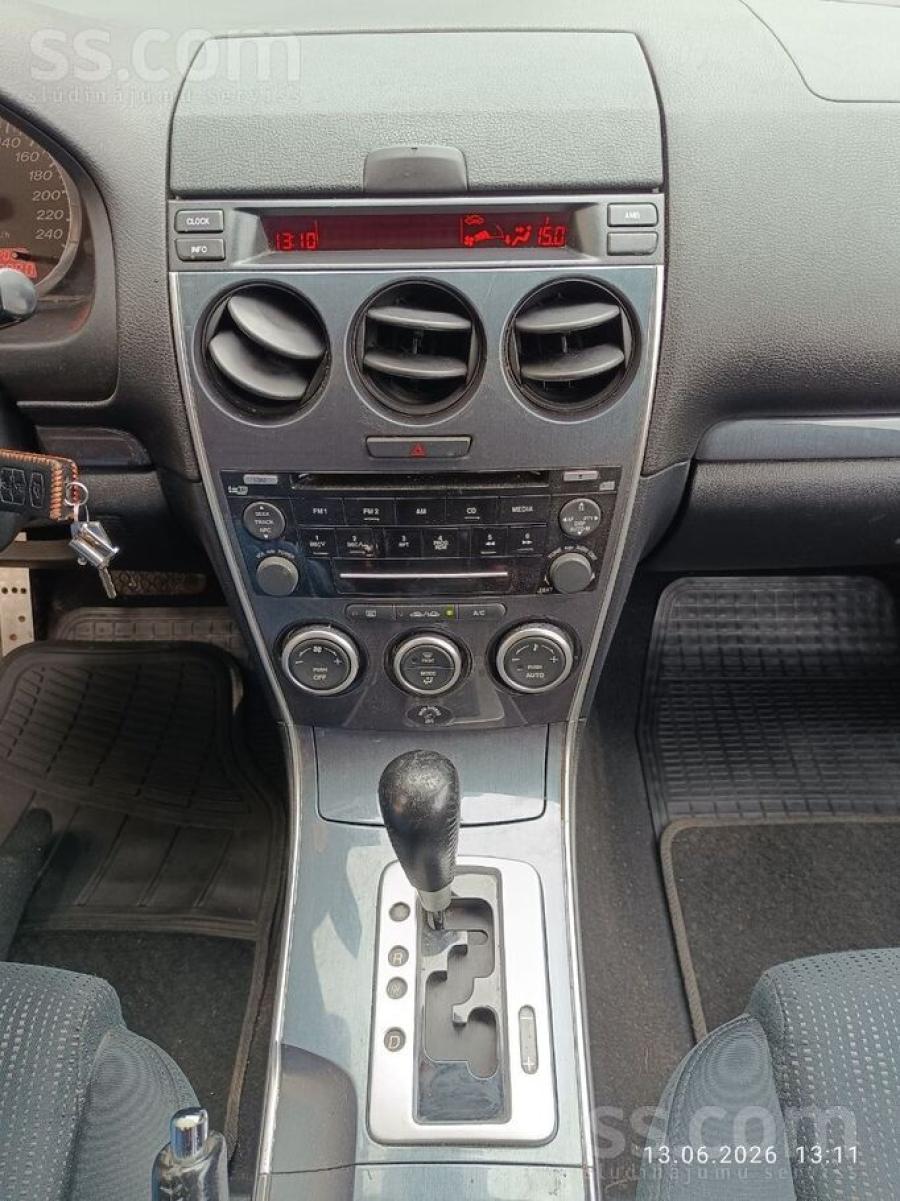 Zils Mazda 6 2006 Rīga, ar dzinēja tilpumu 2.30 L un nobraukumu 272 tūkst. km par 550 €, foto 7 vietnē AUTOMOTO.COM.LV