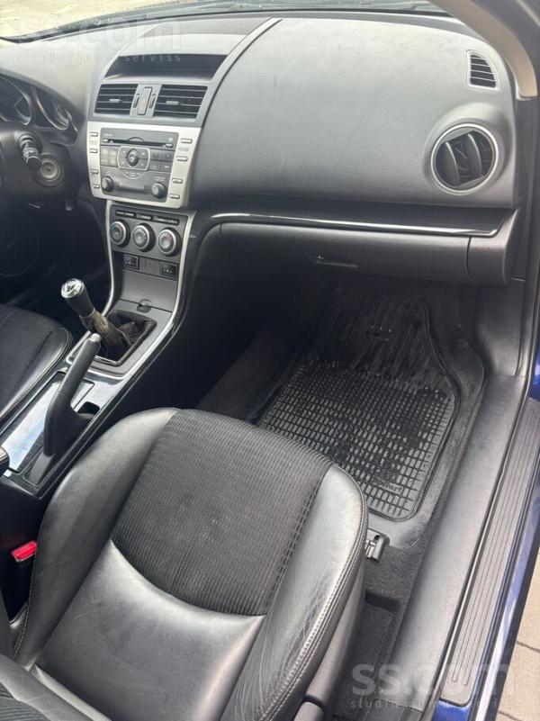 Zils Mazda 6 2008 Rīga, ar dzinēja tilpumu 2.00 L un nobraukumu 374 tūkst. km par 2000 €, foto 7 vietnē AUTOMOTO.COM.LV