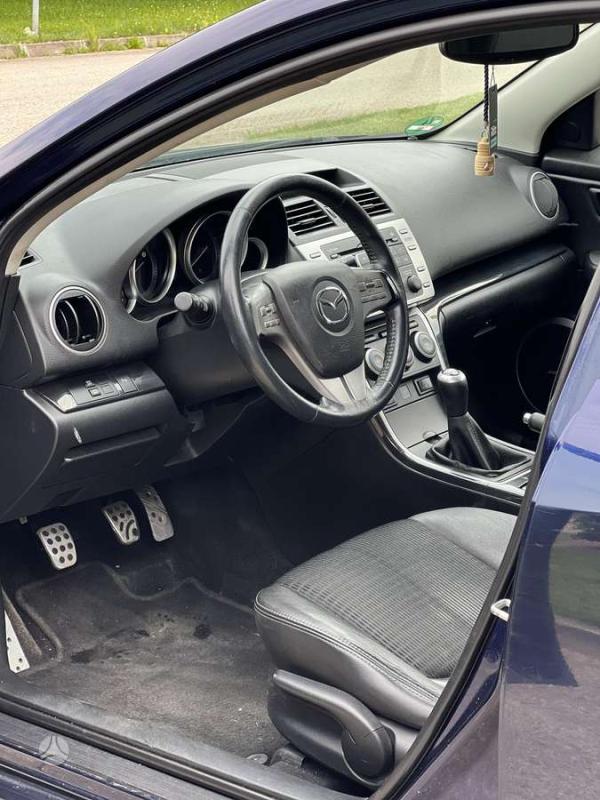 Blue Mazda 6 2008 in Radviliskis, with an engine capacity of 2.00 L and mileage of 300 thousand km for 2499 €, photo 9 on AUTOMOTO.COM.LV