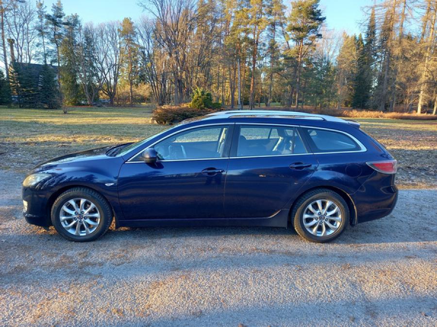 Blue Mazda 6 2008 in Rapla, with an engine capacity of 2.00 L and mileage of 343 thousand km for 1500 €, photo 4 on AUTOMOTO.COM.LV