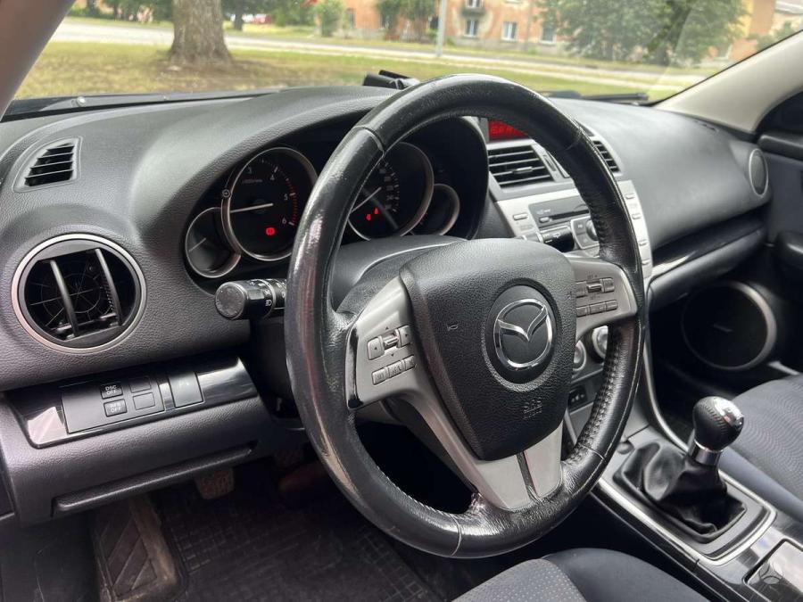 Синий Мазда 6 2009 в Шяуляй, объемом двигателя 2.18 л и пробегом 285 тыс. км за 2500 €, фото 16 на AUTOMOTO.COM.LV