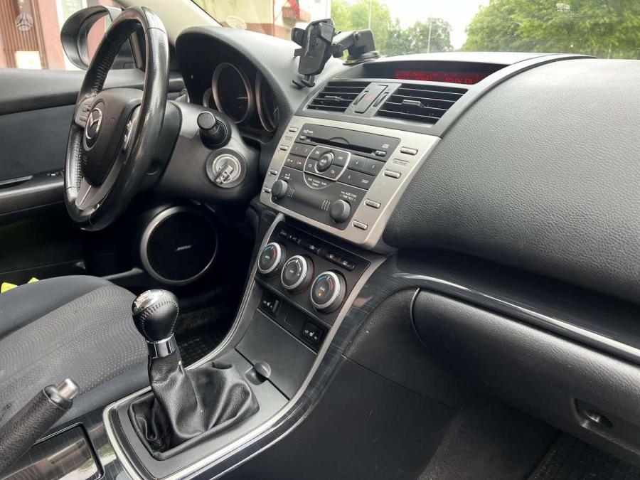Синий Мазда 6 2009 в Шяуляй, объемом двигателя 2.18 л и пробегом 285 тыс. км за 2500 €, фото 19 на AUTOMOTO.COM.LV