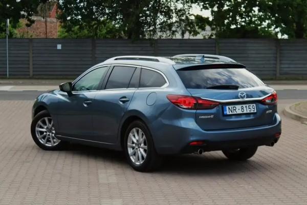 Zils Mazda 6 2013 Jelgava, ar dzinēja tilpumu 2.20 L un nobraukumu 141 tūkst. km par 5500 €, foto 4 vietnē AUTOMOTO.COM.LV