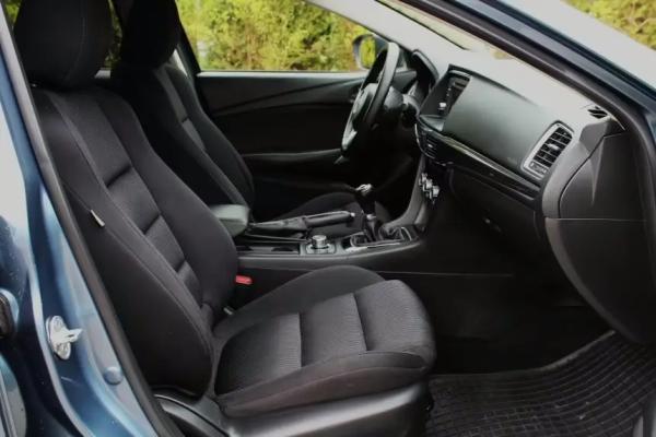 Zils Mazda 6 2013 Jelgava, ar dzinēja tilpumu 2.20 L un nobraukumu 141 tūkst. km par 5500 €, foto 7 vietnē AUTOMOTO.COM.LV