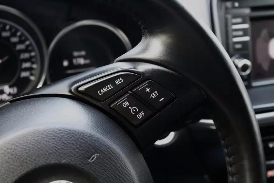 Zils Mazda 6 2013 Jelgava, ar dzinēja tilpumu 2.20 L un nobraukumu 141 tūkst. km par 5500 €, foto 16 vietnē AUTOMOTO.COM.LV