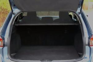 Zils Mazda 6 2013 Jelgava, ar dzinēja tilpumu 2.20 L un nobraukumu 141 tūkst. km par 5500 €, foto 21 vietnē AUTOMOTO.COM.LV