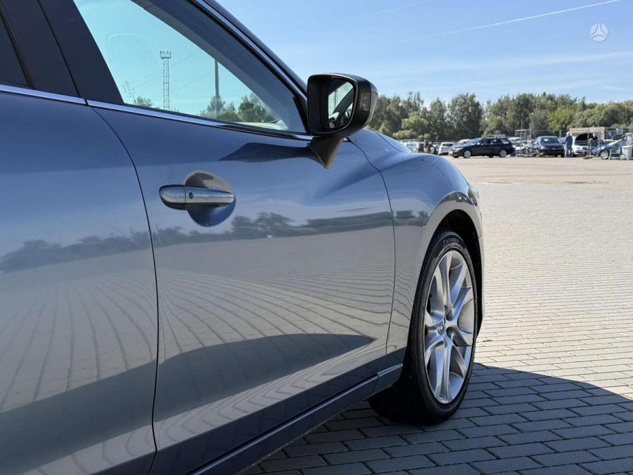 Zils Mazda 6 2013 Marijampole, ar dzinēja tilpumu 2.18 L un nobraukumu 238 tūkst. km par 5100 €, foto 11 vietnē AUTOMOTO.COM.LV