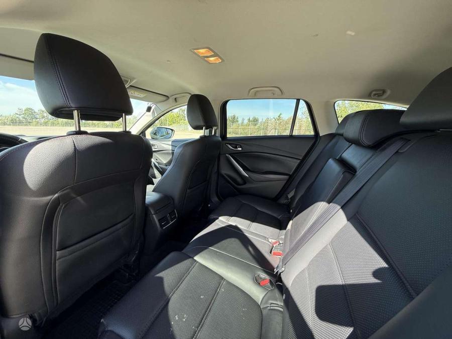Zils Mazda 6 2013 Marijampole, ar dzinēja tilpumu 2.18 L un nobraukumu 238 tūkst. km par 5100 €, foto 24 vietnē AUTOMOTO.COM.LV