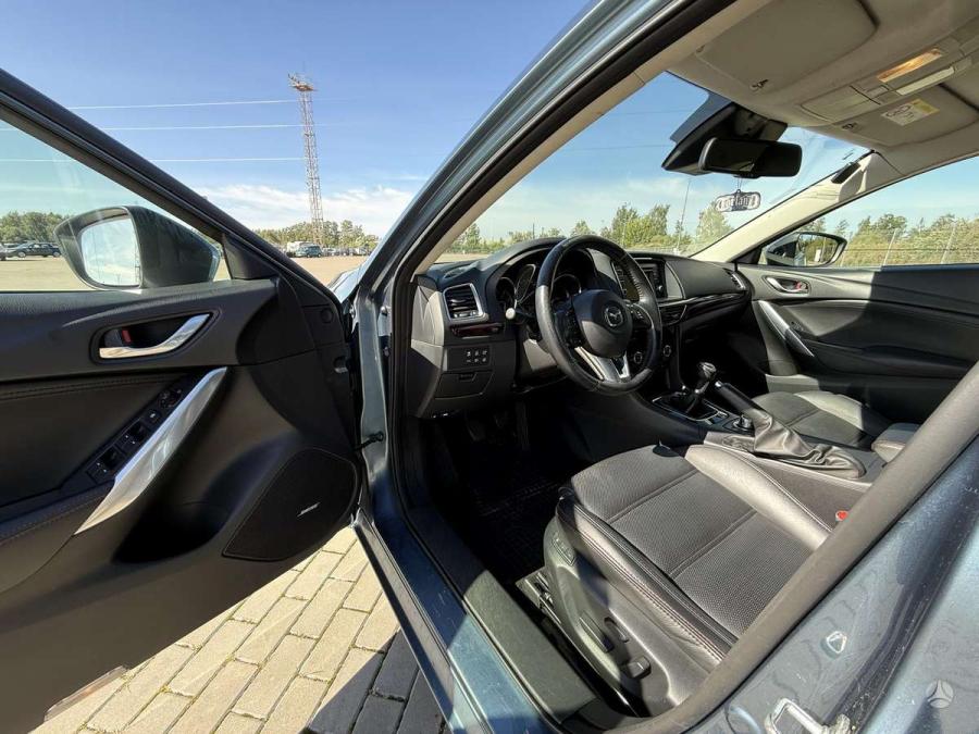 Zils Mazda 6 2013 Marijampole, ar dzinēja tilpumu 2.18 L un nobraukumu 238 tūkst. km par 5100 €, foto 25 vietnē AUTOMOTO.COM.LV