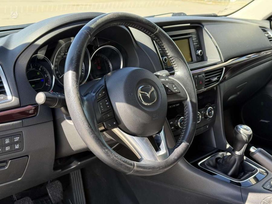 Zils Mazda 6 2013 Marijampole, ar dzinēja tilpumu 2.18 L un nobraukumu 238 tūkst. km par 5100 €, foto 26 vietnē AUTOMOTO.COM.LV