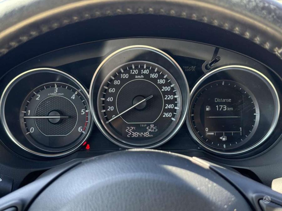 Zils Mazda 6 2013 Marijampole, ar dzinēja tilpumu 2.18 L un nobraukumu 238 tūkst. km par 5100 €, foto 29 vietnē AUTOMOTO.COM.LV
