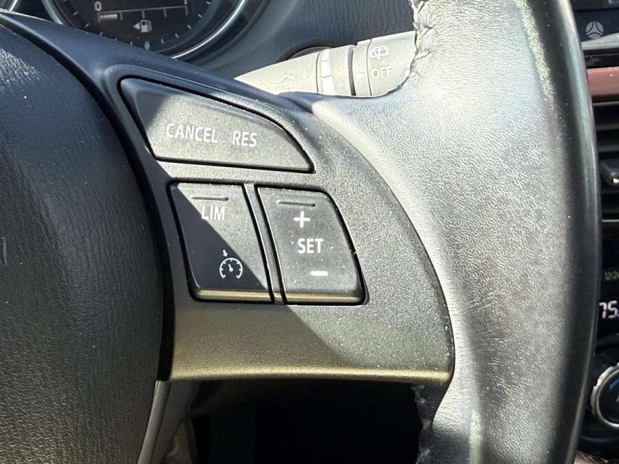 Zils Mazda 6 2013 Marijampole, ar dzinēja tilpumu 2.18 L un nobraukumu 238 tūkst. km par 5100 €, foto 33 vietnē AUTOMOTO.COM.LV