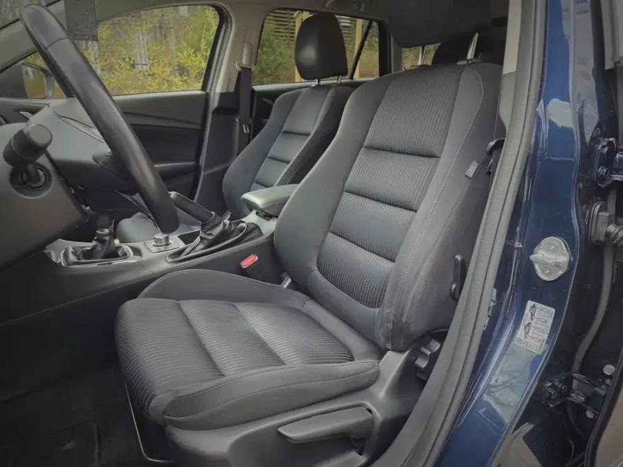 Blue Mazda 6 2014 in Riga, with an engine capacity of 2.20 L and mileage of 287 thousand km for 4590 €, photo 12 on AUTOMOTO.COM.LV