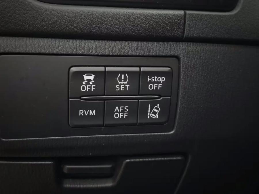 Blue Mazda 6 2014 in Riga, with an engine capacity of 2.20 L and mileage of 287 thousand km for 4590 €, photo 13 on AUTOMOTO.COM.LV