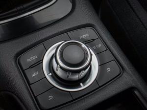 Blue Mazda 6 2014 in Riga, with an engine capacity of 2.20 L and mileage of 287 thousand km for 4590 €, photo 18 on AUTOMOTO.COM.LV