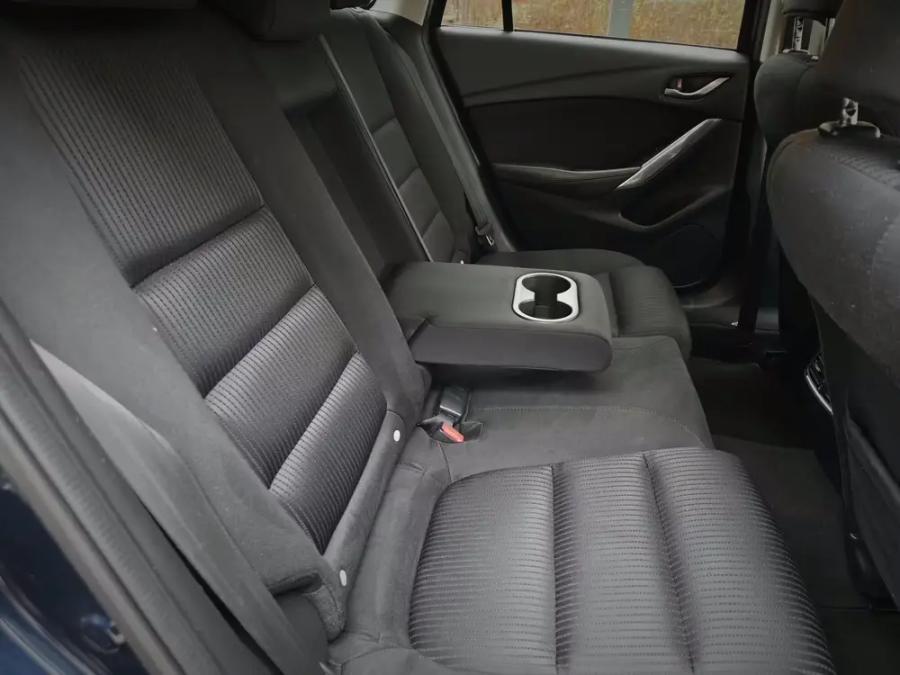 Blue Mazda 6 2014 in Riga, with an engine capacity of 2.20 L and mileage of 287 thousand km for 4590 €, photo 19 on AUTOMOTO.COM.LV
